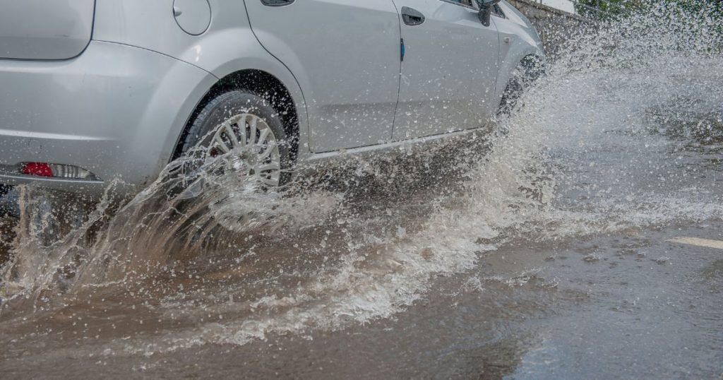 Safety Tips for Dealing With Floods While on the Road
